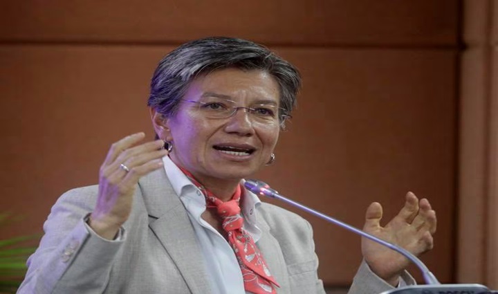 Radio viva Fenix | Claudia López se ha referido al tema del Metro como “Es un irrespeto que ...